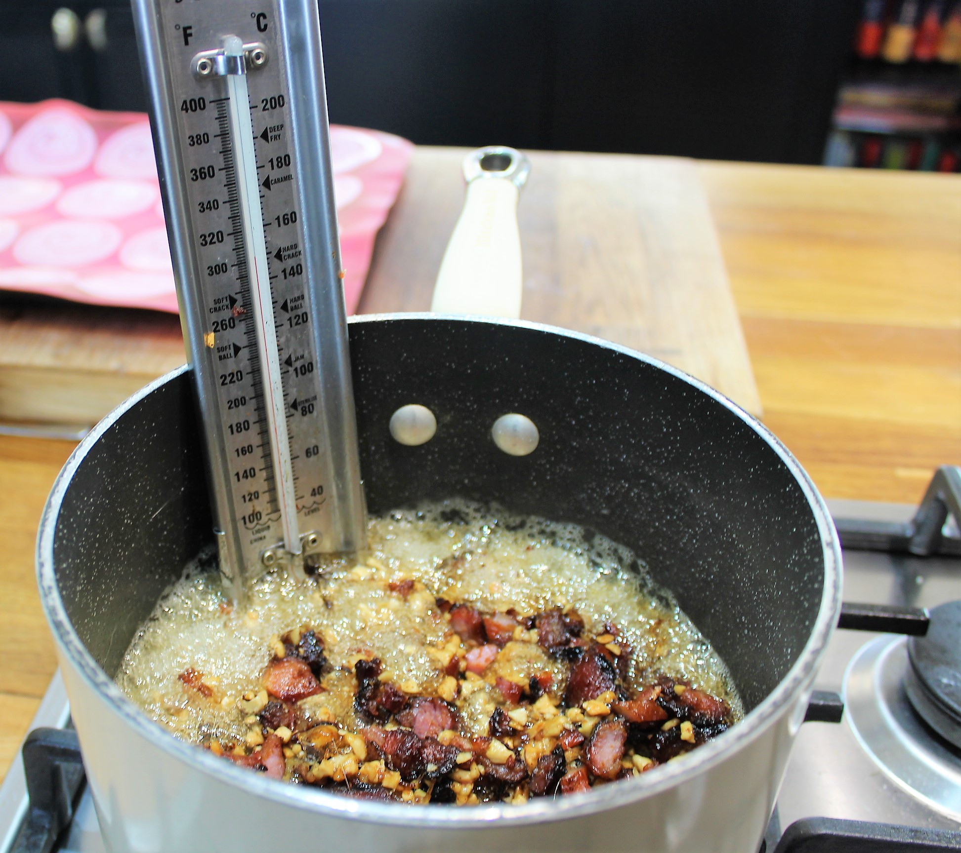 BOURBON BACON BRITTLE WITH SMOKED MAPLE SALT – Jack's Meat Shack