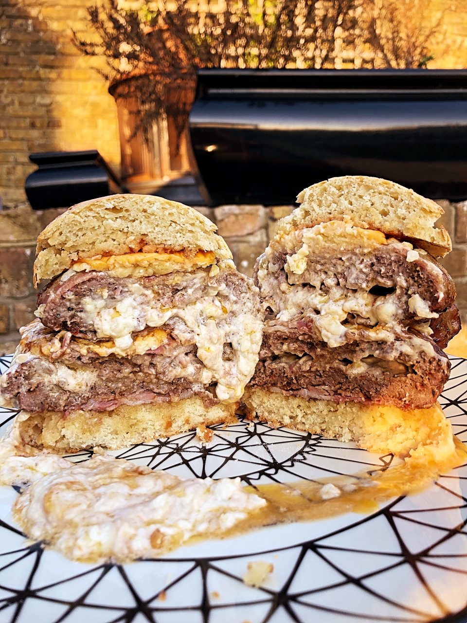 HULK BURGERS – Jack's Meat Shack